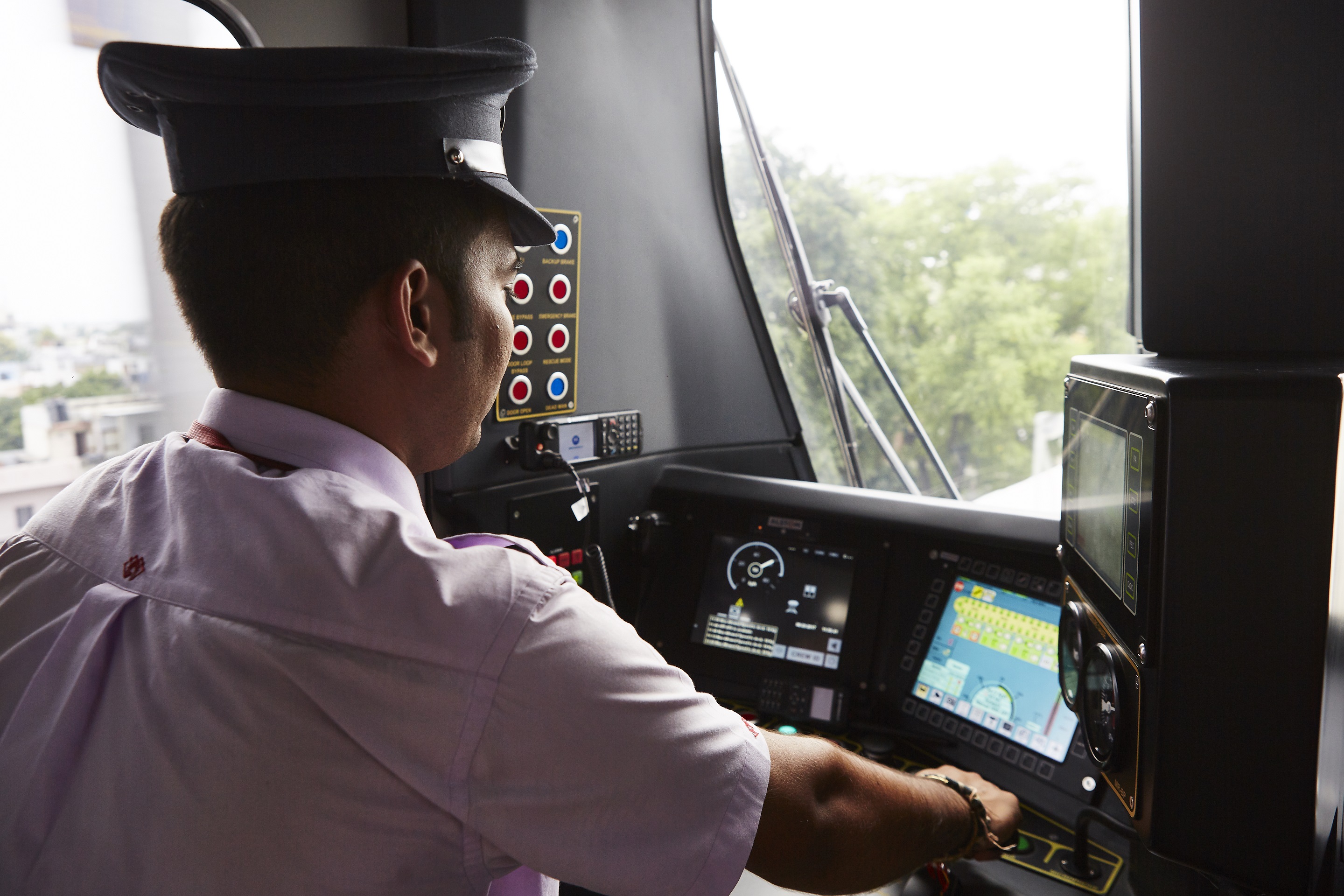 Alstom to provide its train control and signalling solutions for Pune ...