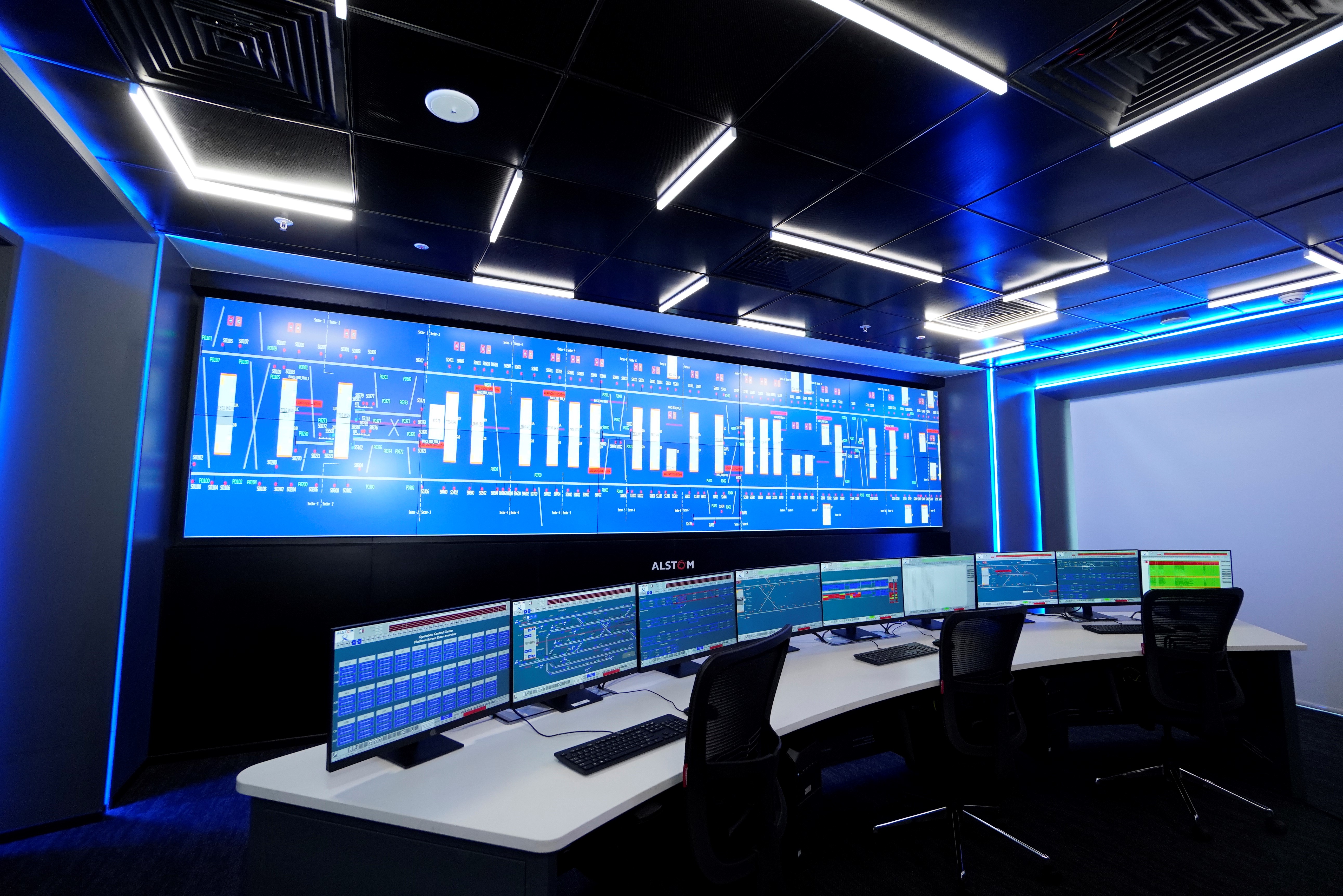 Alstom launches its largest Digital Experience Centre for next ...