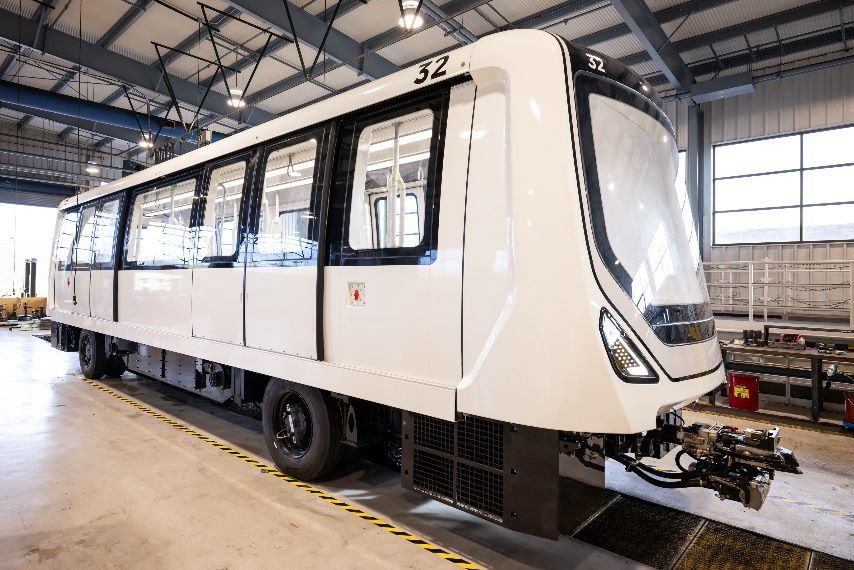 Alstom renews contract to operate and maintain Automated People Mover ...