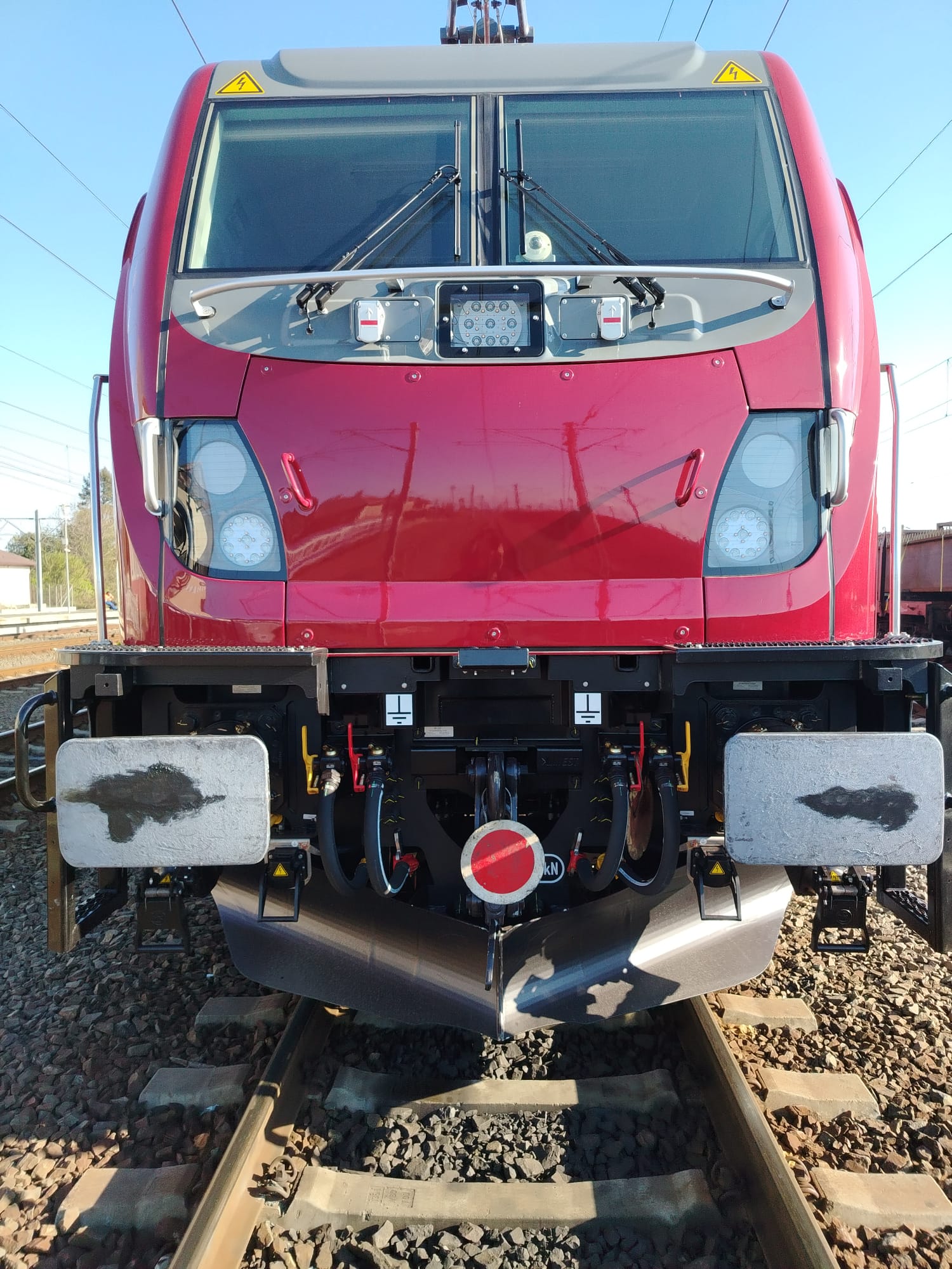 Alstom delivers Romania’s first next generation electric locomotive for ...